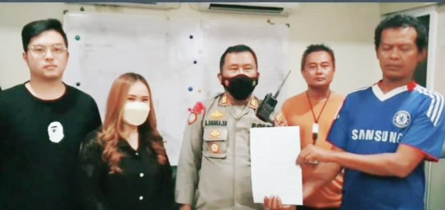 Polsek Kembangan Respon Cepat Percekcokan Antara Juru Parkir Dan ... Polsek Kembangan Respon Cepat Percekcokan Antara Juru Parkir Dan ...